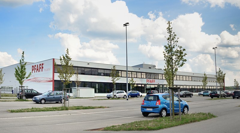 PFAFF Industriesysteme und Maschinen GmbH - Headquarter — English